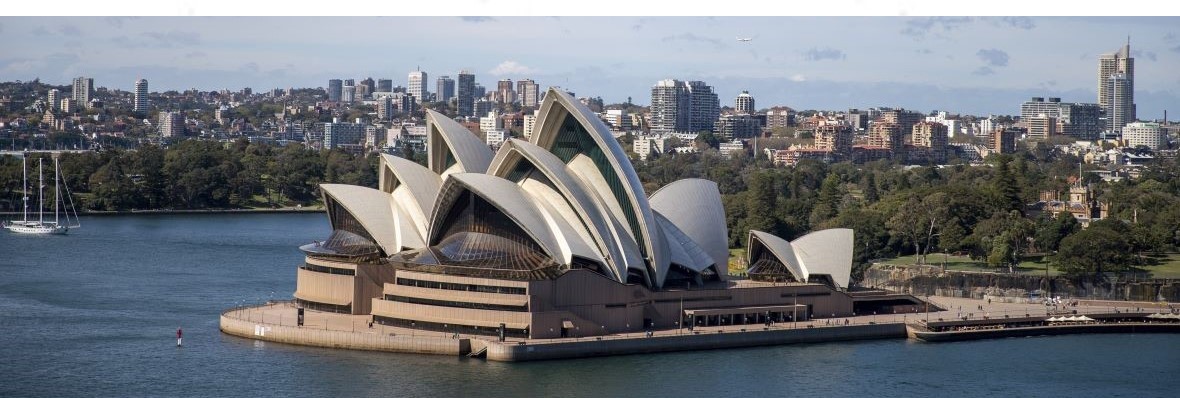 50-YEAR ANNIVERSARY: Singing the praises of the Sydney Opera House ...